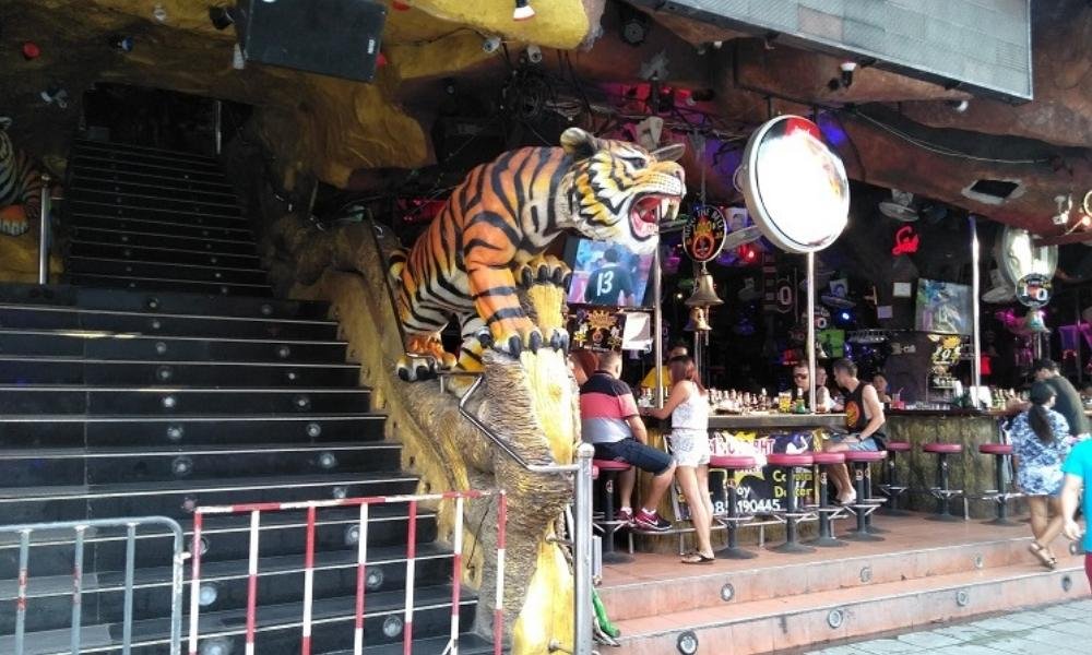 Phuket, a great location for a fun holiday in thailand